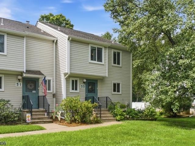 33 Fox Tail Ln, Hardyston, NJ 07419