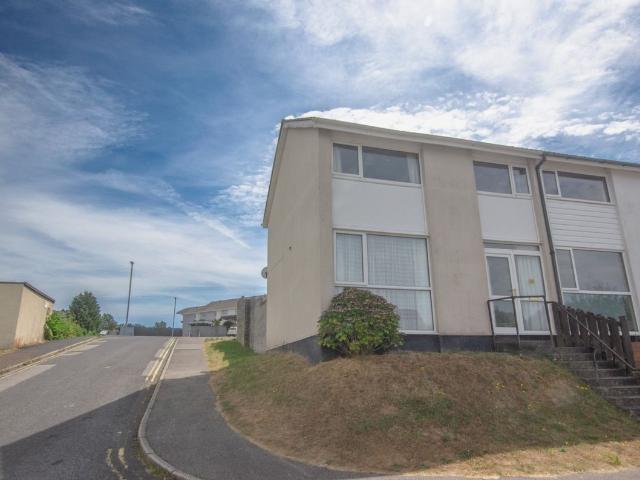 33 Flamank Park, Bodmin PL31, 3 bed semi detached house to rent, £995 pcm | PrimeLocation