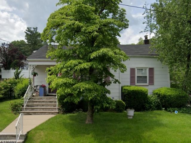 33 Freeman Pl, West Orange, NJ 07052 | MLS #3763 | Compass