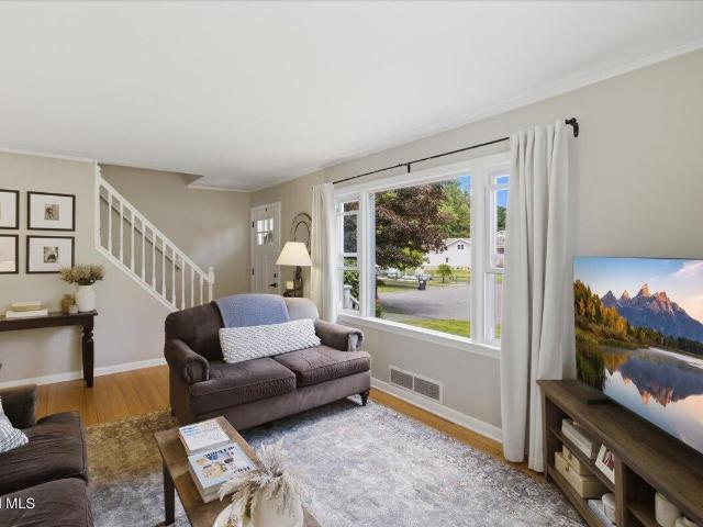 33 Glennon Road