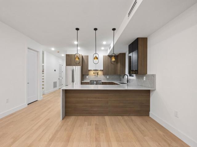33 Graham St # 1