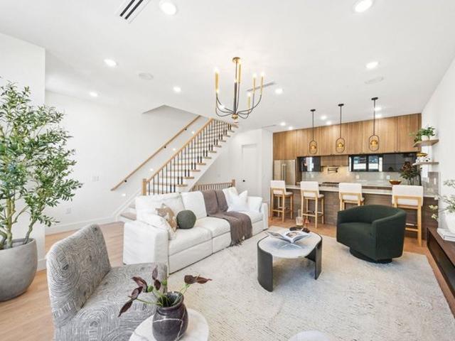 33 Graham St Unit 2, Jersey City, NJ 07307