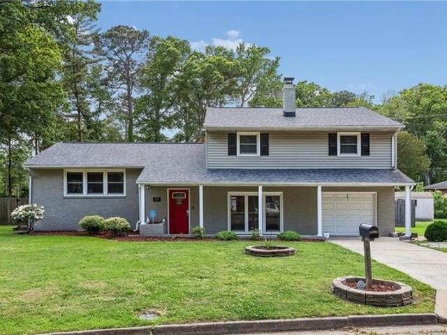 33 Green Ct, Newport News, VA 23601