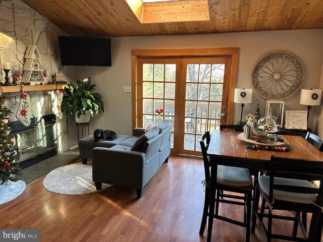 33 Greenridge Circle