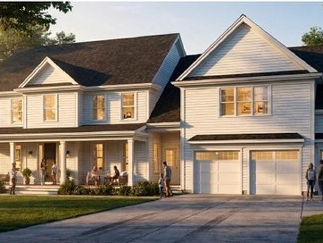 33 Hartford Ave E, Mendon, MA 01756
