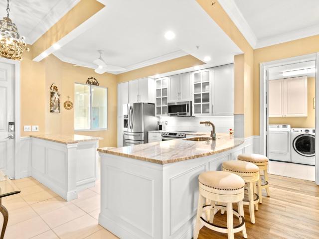33 Harbour Isle Dr W, Unit 306, Fort Pierce, FL 34949 | MLS #R11151
