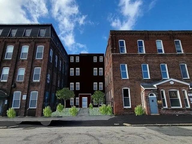 33 Hermon St, Worcester, MA 01610