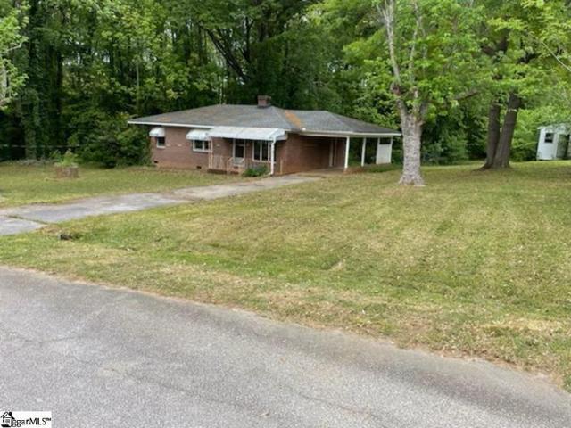 33 Hodgens Drive, Greenville, SC 29617