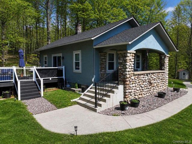 33 Horton Rd, Bloomingburg, NY 12721