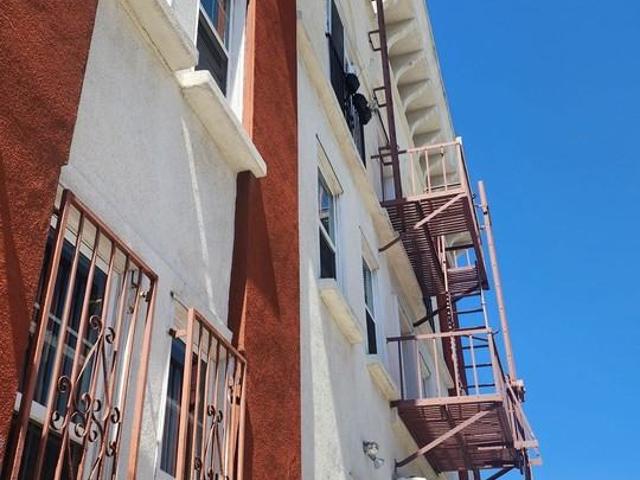 33 Horizon, LLC Studio Apartment for Rent at 33 Horizon Ave, Los Angeles, CA 90291 Venice