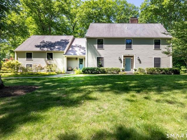 33 Hunter Ln, Ridgefield, CT 06877