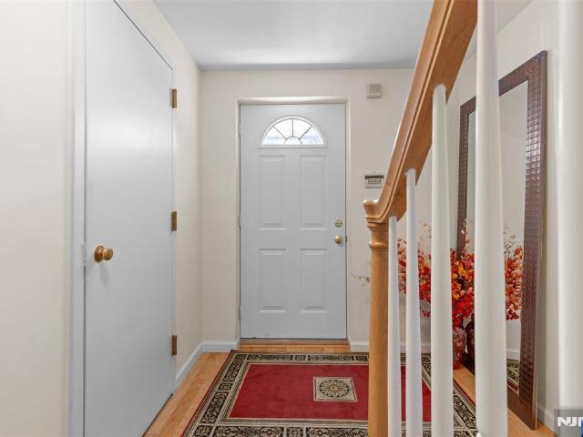 33 Ingraffia Drive