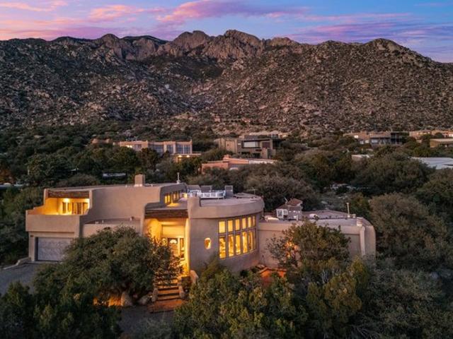 33 Juniper Hill Rd NE, Albuquerque, NM 87122