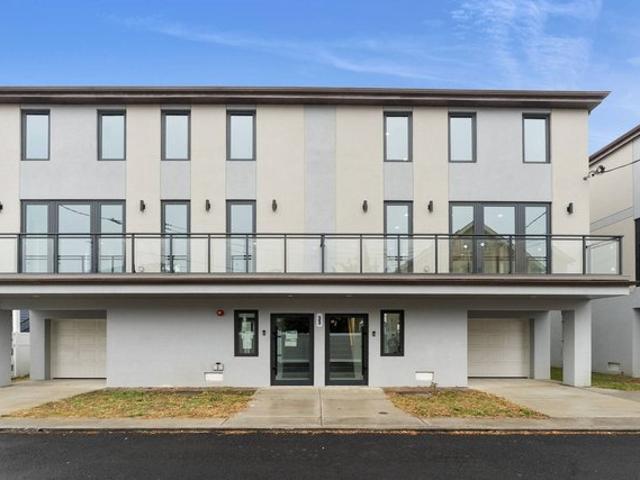 33 Keen Ct Unit 2, Brooklyn, NY 11229