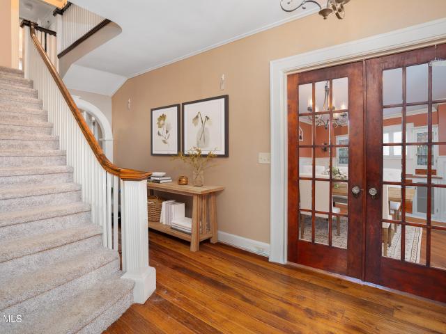 33 Kingsboro Ave, Gloversville, NY 12078 | Compass