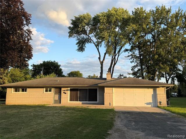 33 Kirk Lane Drive