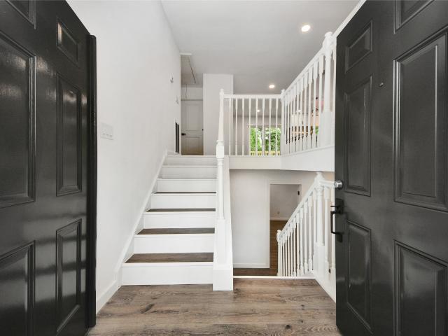 33 Kittiwake Court