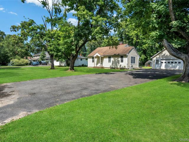 33 Laurel Drive