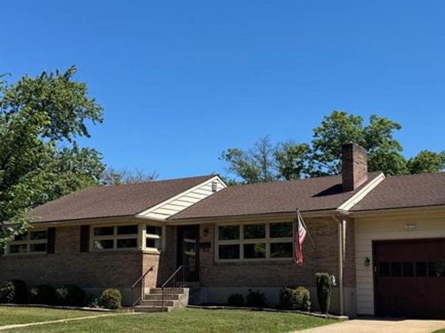 33 Lawndale Rd, Wyomissing, PA 19610