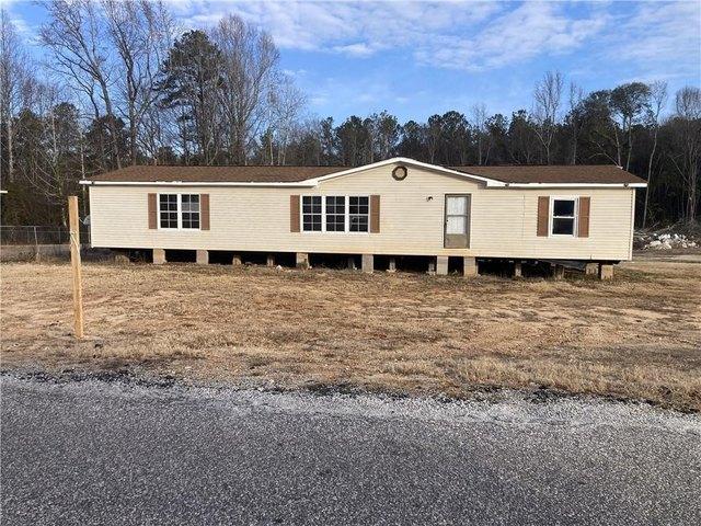 33 Lee Road 4, Auburn, AL 36832