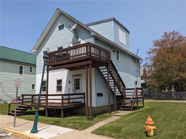 33 Leland Ave, Bradford, PA 16701