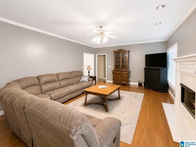 33 Lillian Lane