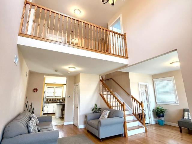 33 Livingston Avenue