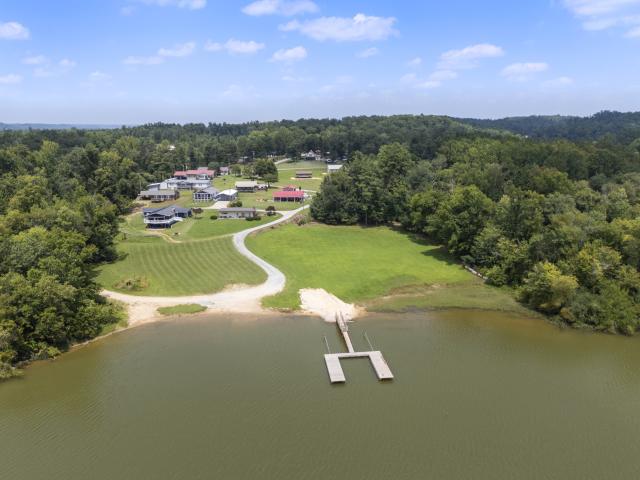 33 Lower Roans Creek Rd