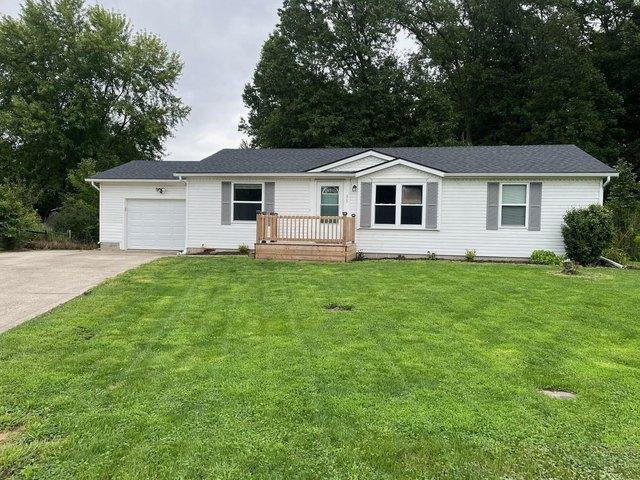 33 Lynnwood Cir SE, Buckeye Lake, OH 43008