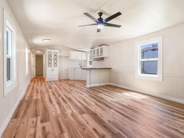 33 Manor Drive 41
