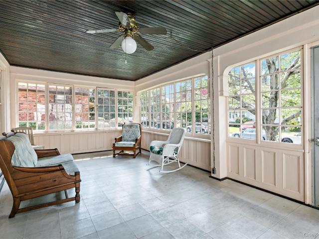 33 Melrose Avenue