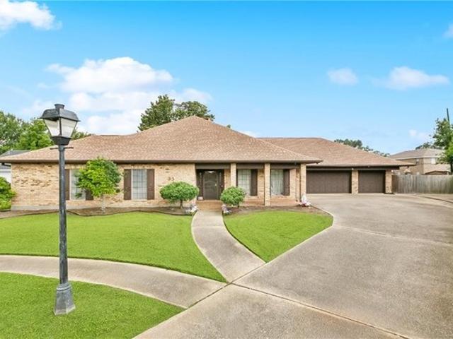 33 Monte Carlo Dr, Kenner, LA 70065