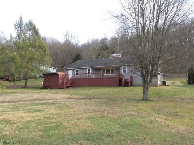 33 Mound Manor