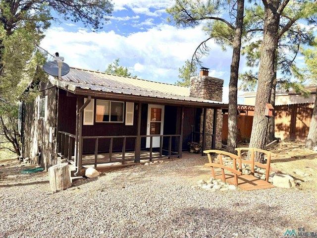33 Mulberry Dr, Lake Roberts, NM 88049