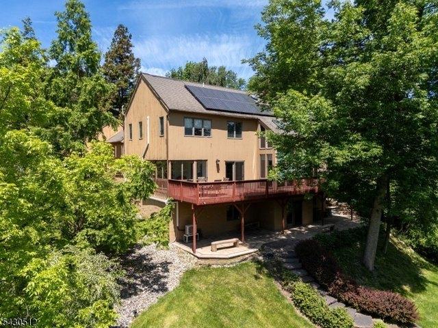 33 Murray Dr, Hillsborough Twp, NJ 08844
