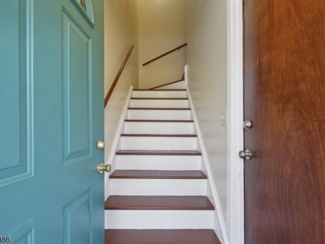 33 N Willow St, Unit 2, Montclair, NJ 07042 | MLS #4017 | Compass