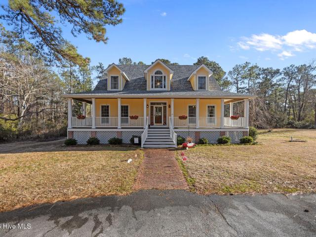 33 Neuse Winds Drive