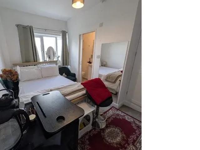 33 Norman Road, Croydon, CR7 7ED, United Kingdom | 1 bed duplex for rent #166583093 | Rentberry