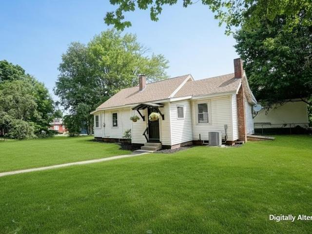 33 Noyes St, Concord, NH 03301