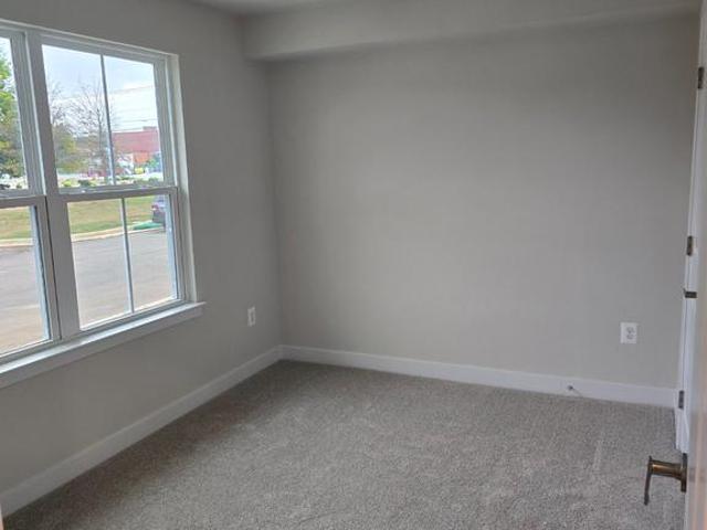 33 Oasis Avenue
