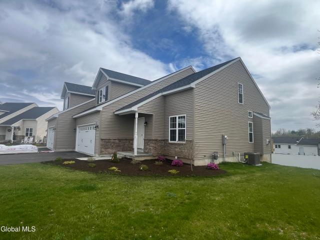 33 Paar Way, Halfmoon, NY 12118 | MLS #202522