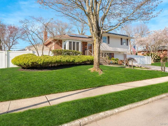 33 Parkdale Drive