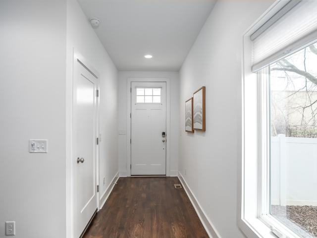 33 Perkins St