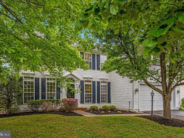 33 Potterfield Dr, Lovettsville, VA 20180 | MLS #VALO2119 | Compass
