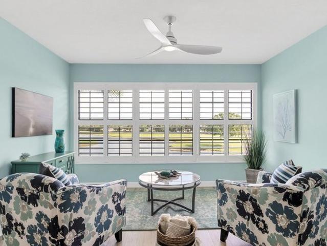 33 Plantation Dr Apt 205, Vero Beach, FL 32966