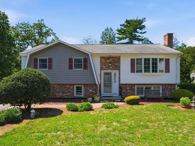 33 R Melrose Ave, Wilmington, MA 01887