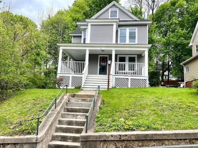 33 Revere St, Waterbury, CT 06708