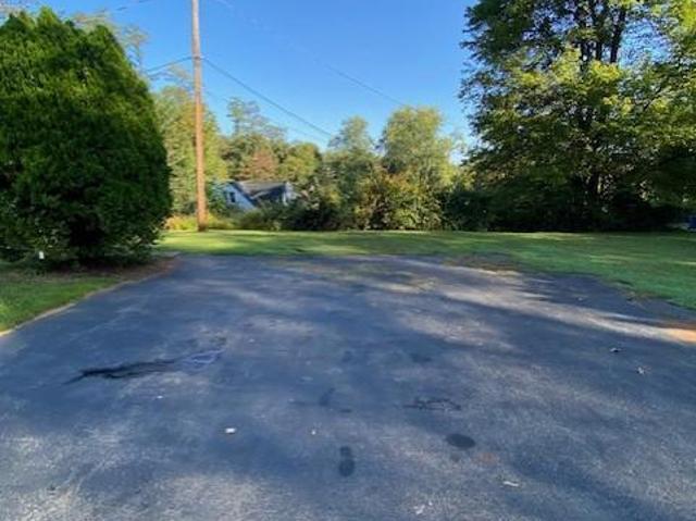 33 Rocktown Hill Rd