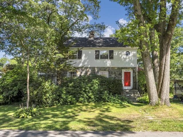 33 Rocky Hill Rd, Cape Elizabeth, ME 04107