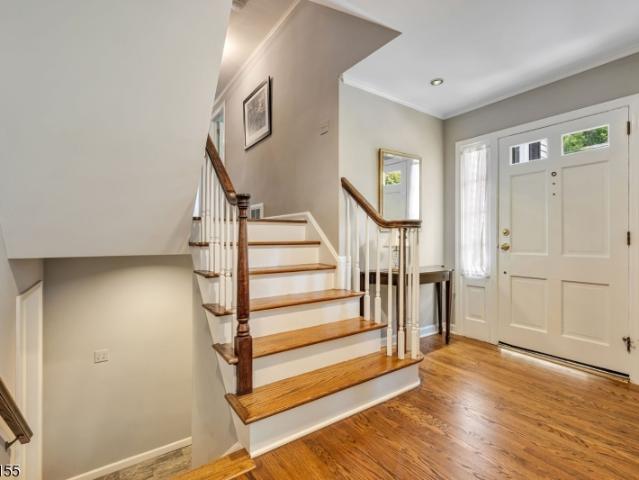 33 Runnymede Rd